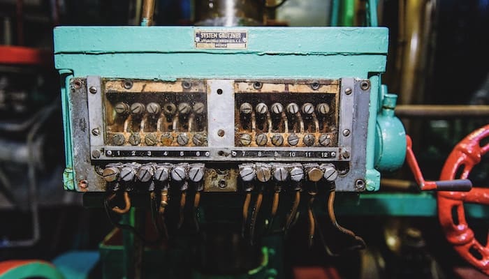 8 Things to Watch Out for if You’re Buying an Older Home